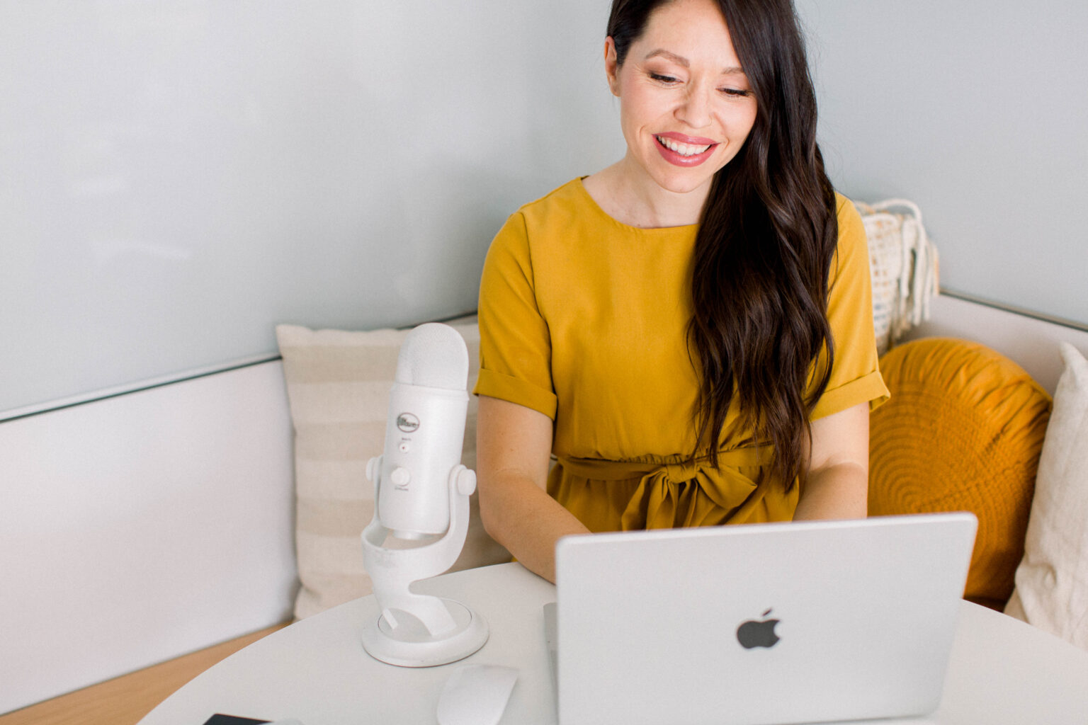 Digital Hub for Home Management: The System You Need